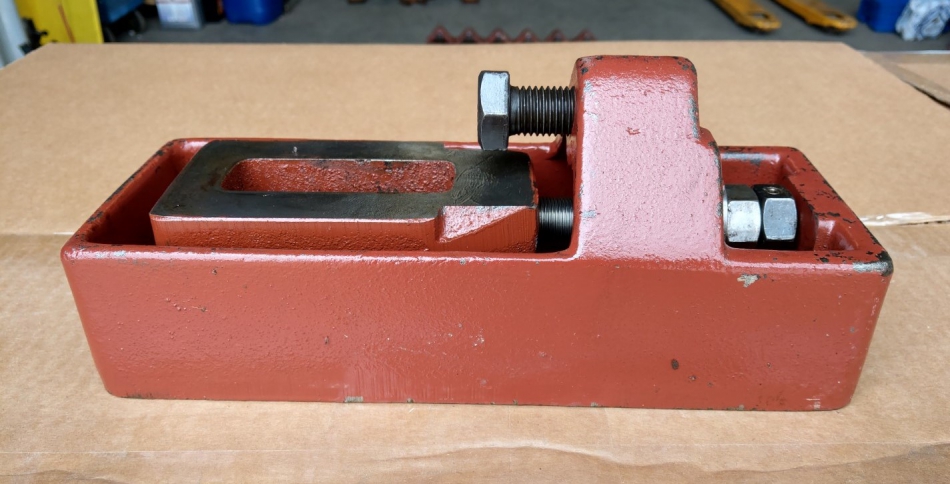 Leveling mounts / Fixatoren / machinestelvoeten L x B: 315 x 120 mm ...