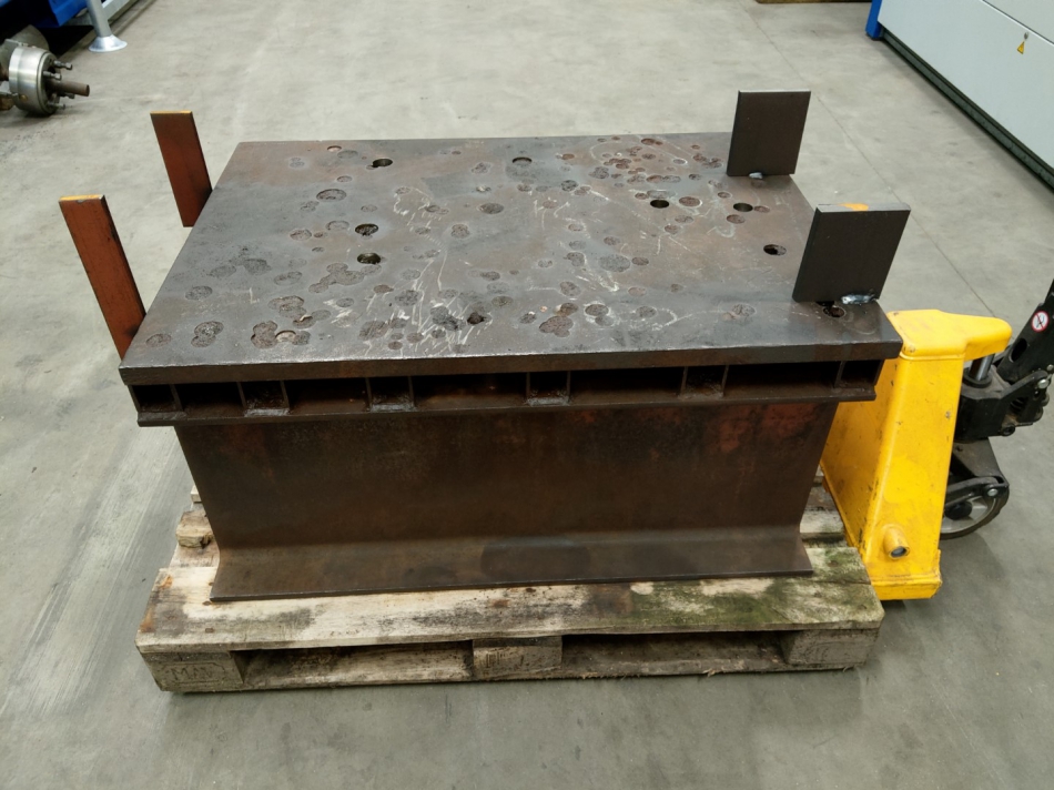 Radiaal boormachine G. Breda - verkocht model : R 50 - 1250 ...