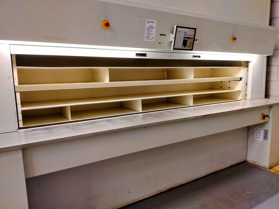 Zambelli paternoster - verkocht Hoogte : 5590 mm VLM Vertical Lift ...